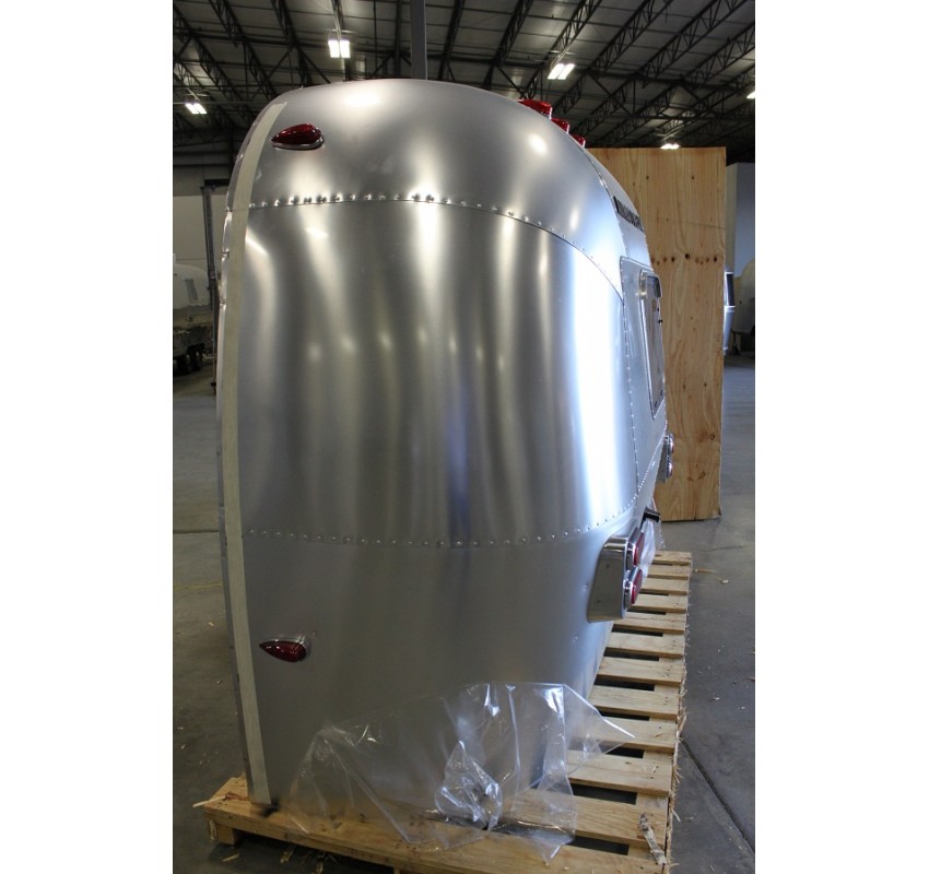 End Shell Assembly Rear 28' CCD 922677 | highskyrvparts.com